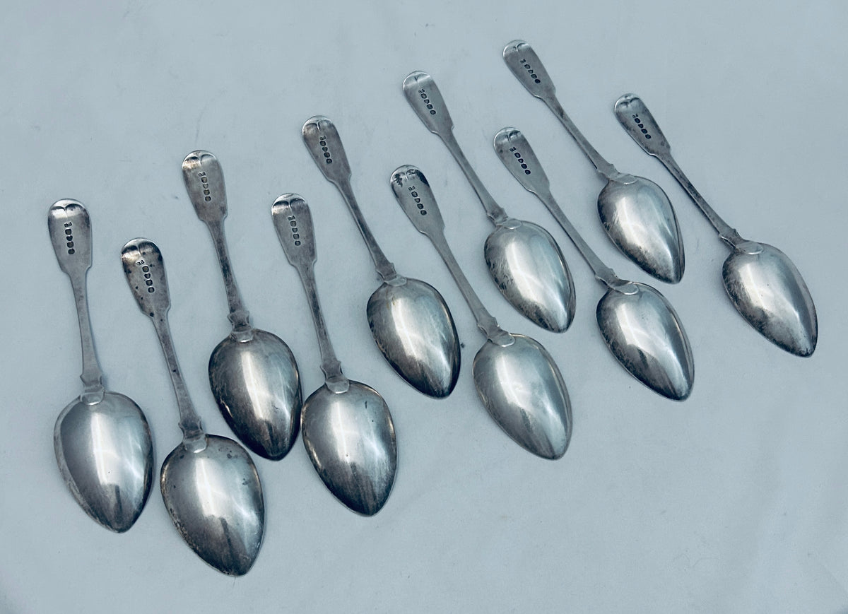 Set of 10 English sterling dessert spoons, London, 1822, 380gms ...